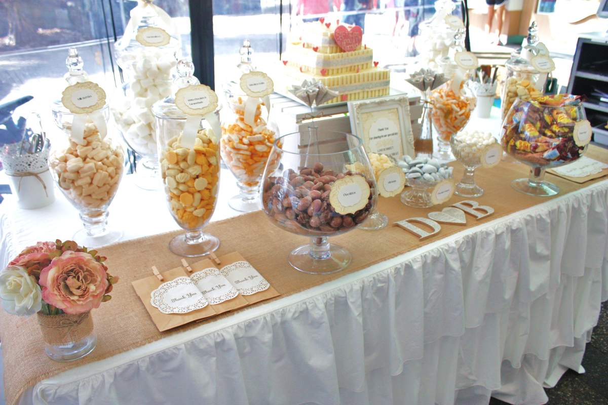 Rustic Lolly Buffet Wedding Party Ideas | Photo 2 of 25 | Catch My Party