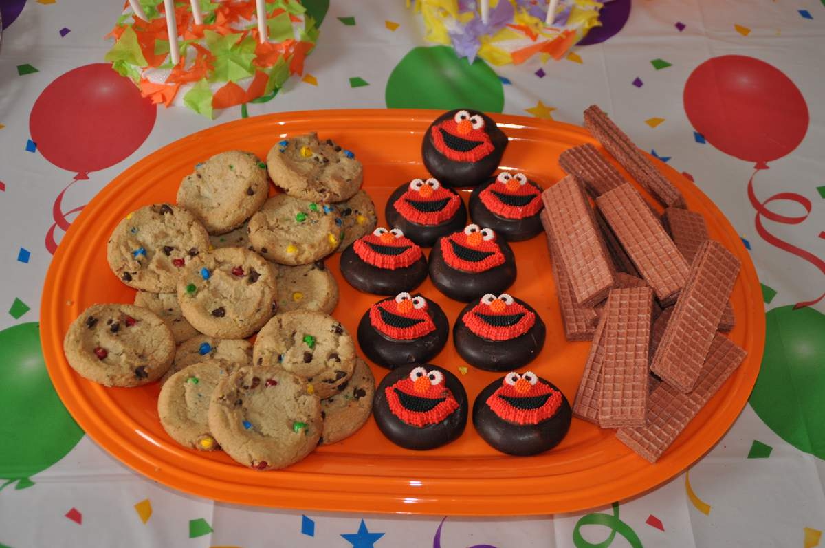 Elmo Birthday Party Ideas | Photo 5 of 21 | Catch My Party
