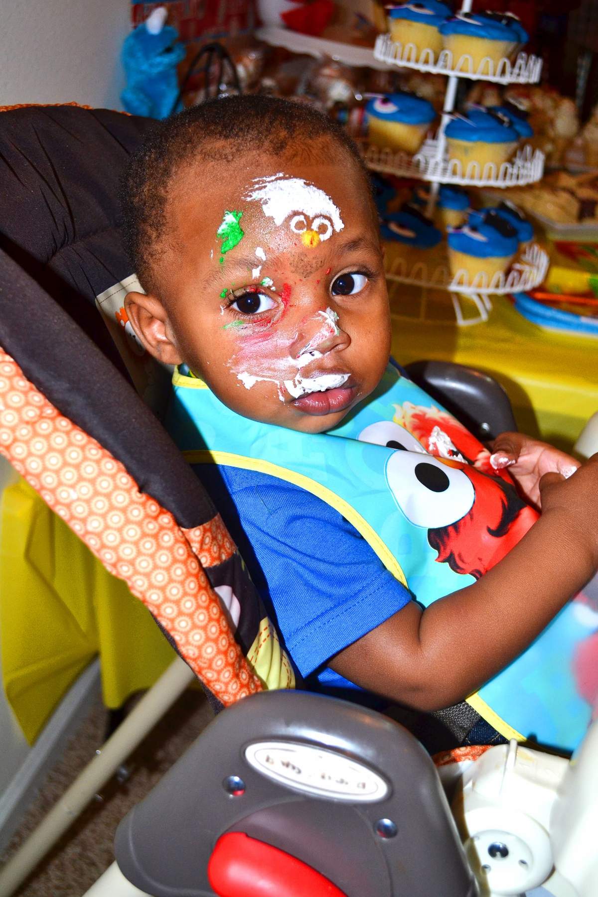 Elmo & Sesame Street Birthday Party Ideas | Photo 2 of 28 | Catch My Party
