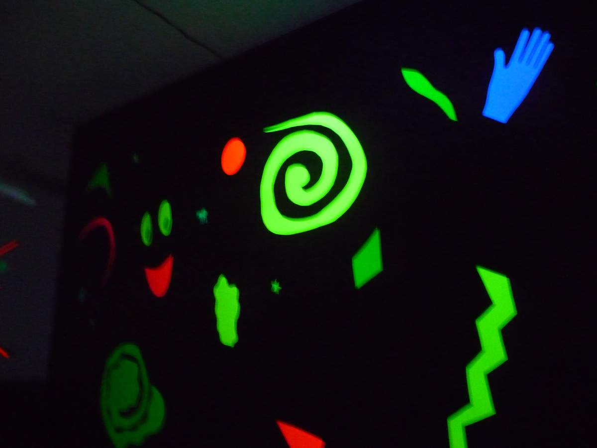 Black light/neon Birthday Party Ideas | Photo 17 of 34 | Catch My Party