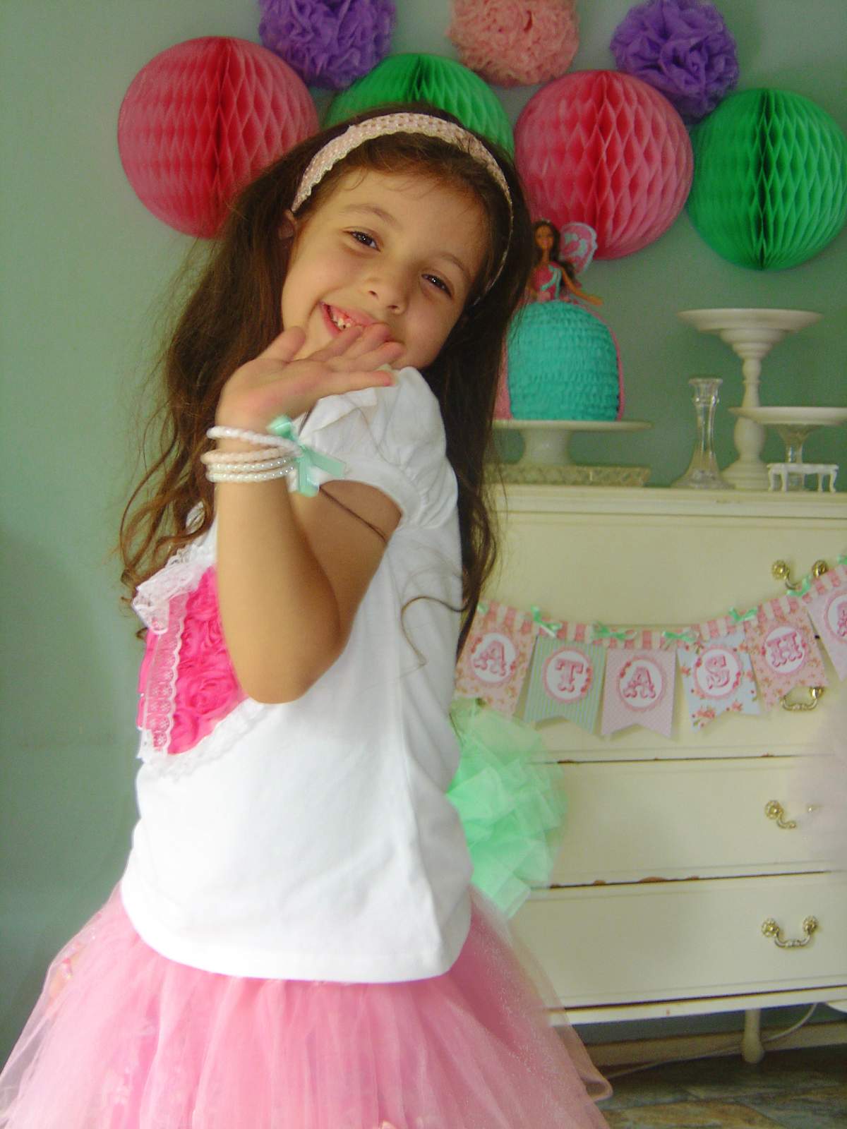 Girly Girl Theme Birthday Party Ideas | Photo 5 of 17 | Catch My Party