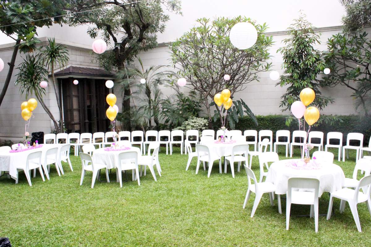 It's a Small World Birthday Party Ideas | Photo 1 of 7 | Catch My Party