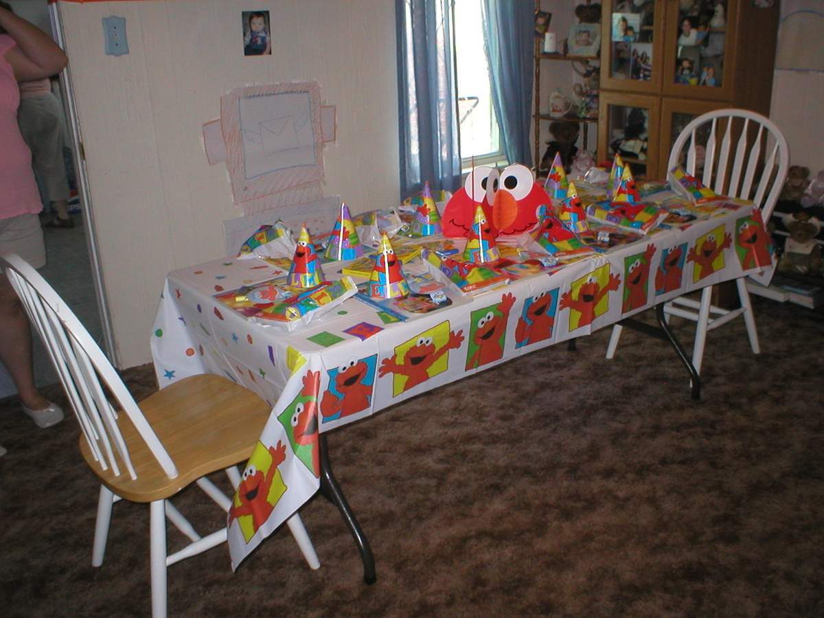 Elmo's World Birthday Party Ideas | Photo 1 of 19 | Catch My Party