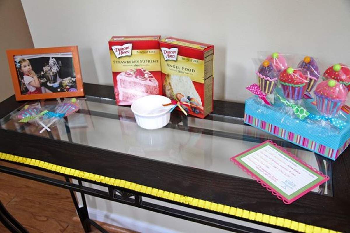 Cake Decorating Birthday Party Ideas | Photo 15 of 52 | Catch My Party