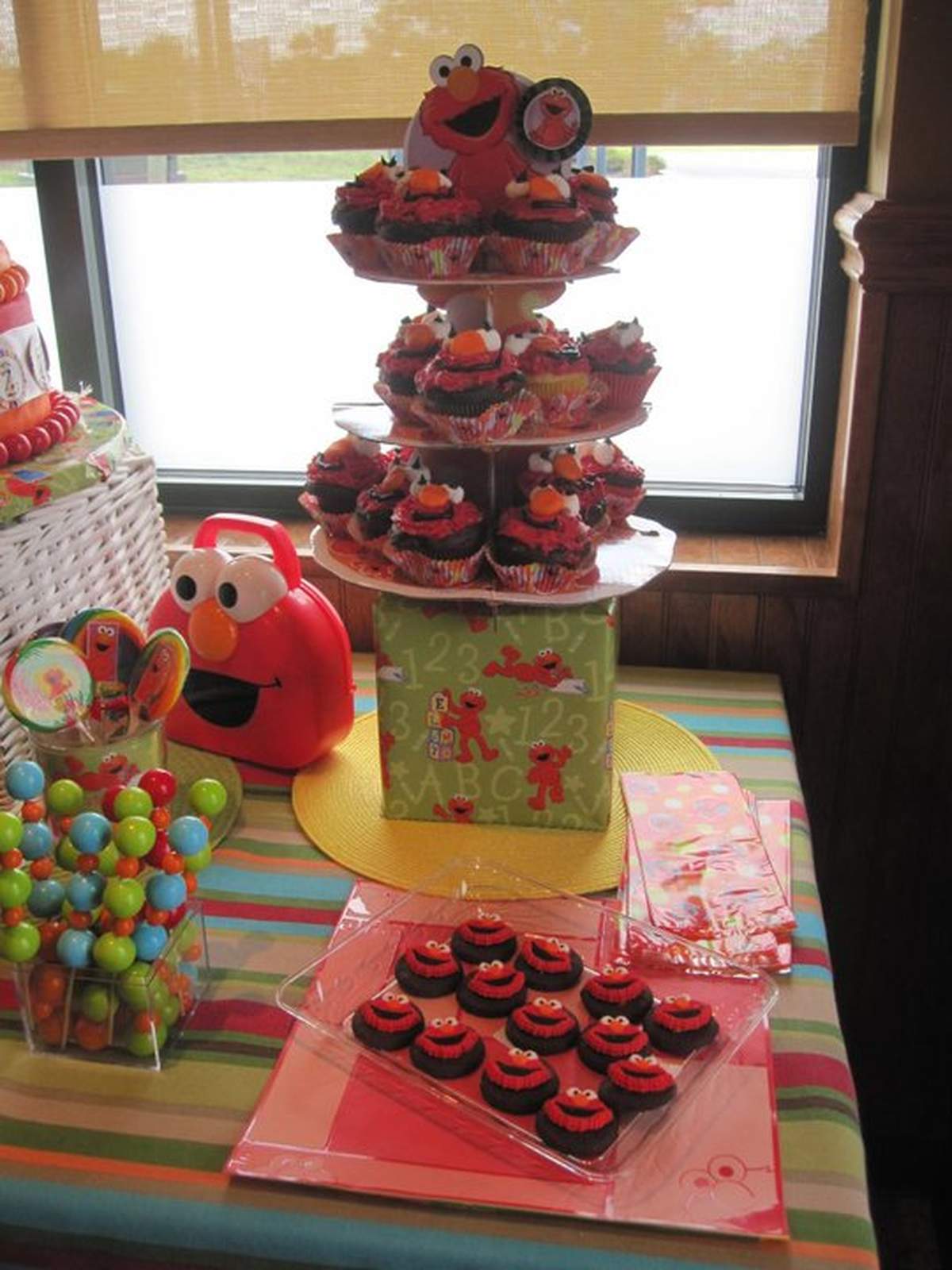 Elmo Birthday Party Ideas | Photo 7 of 11 | Catch My Party