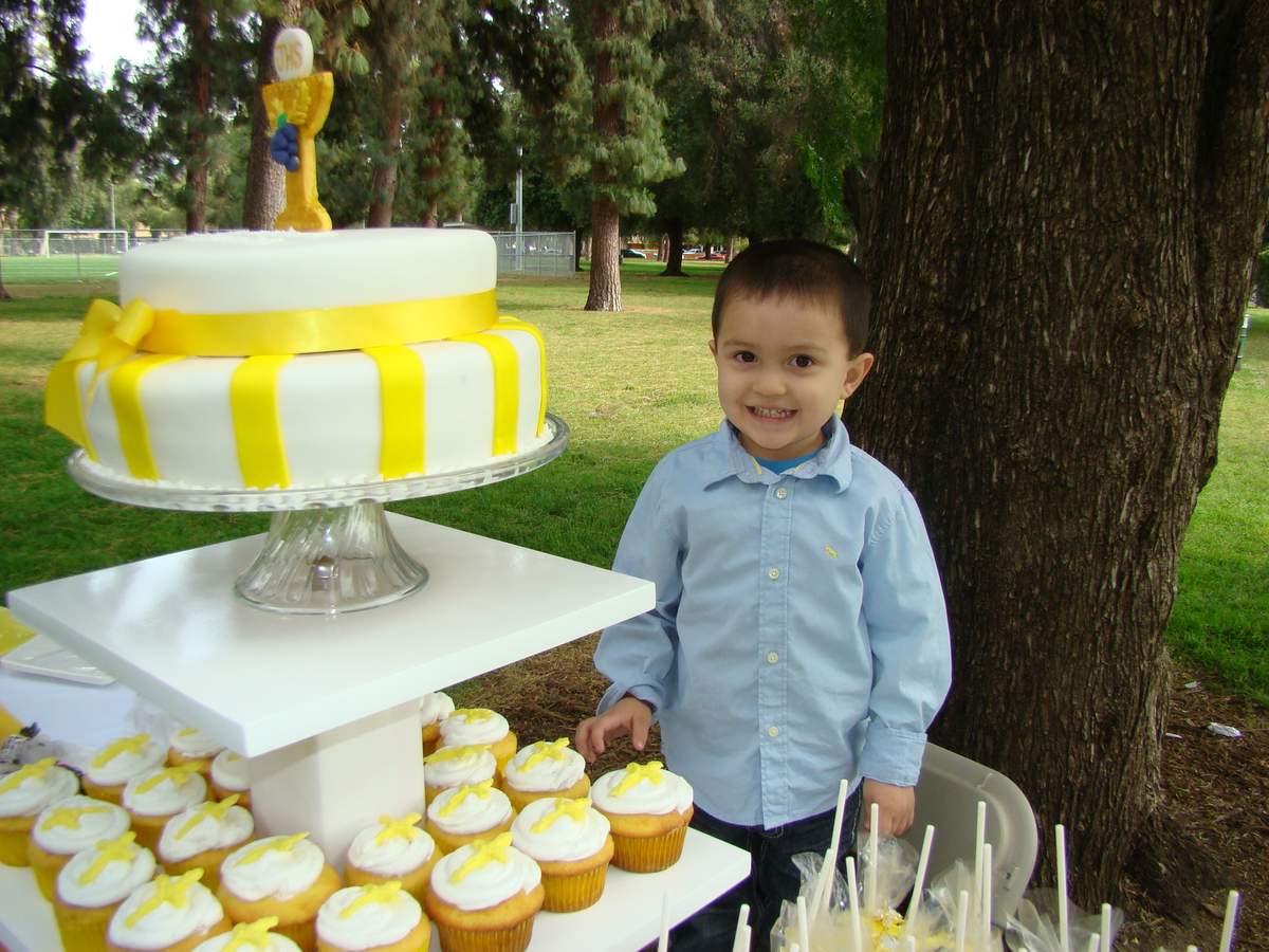 First Communion First Communion Party Ideas | Photo 4 of 49 | Catch My ...
