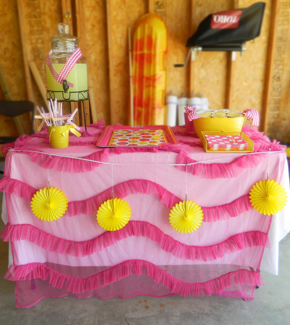 Lemonade Stand Birthday Party Ideas | Photo 1 of 19 | Catch My Party