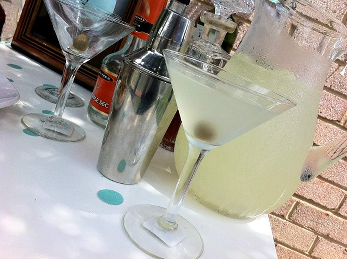 Cocktail "Retro Inspired Summer Cocktail Mixer" | Catch My Party