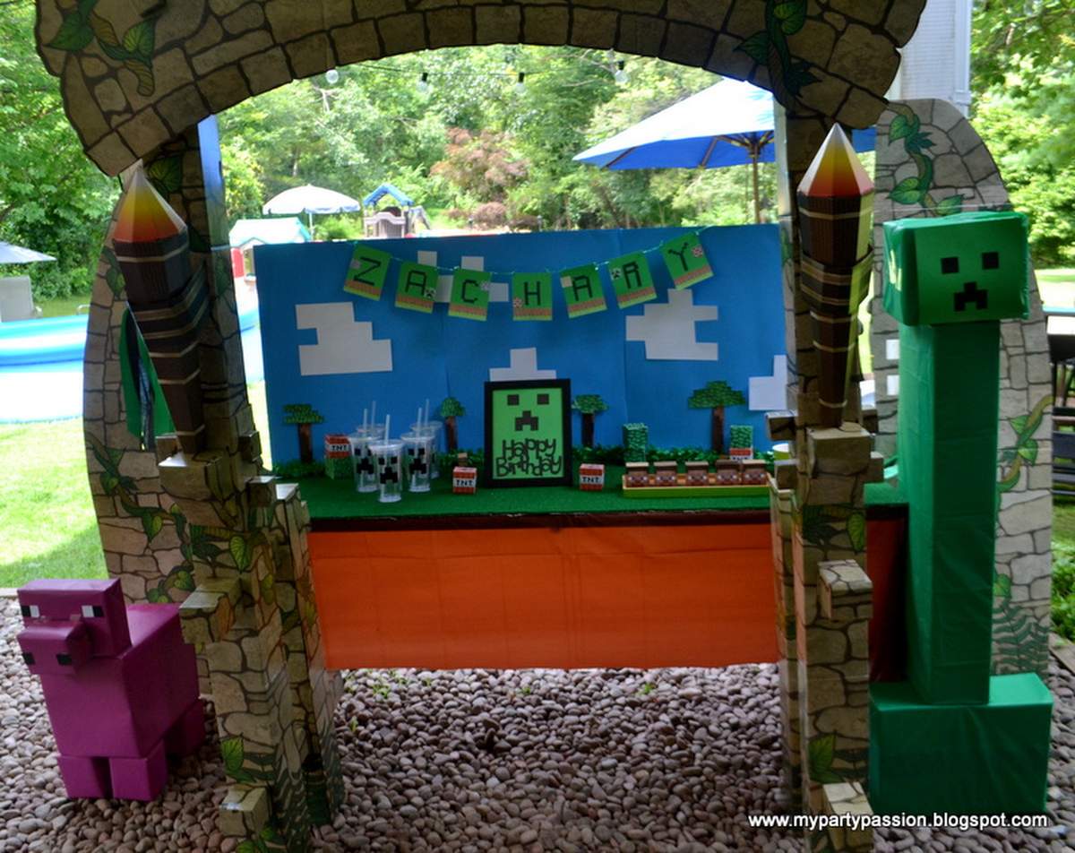 Minecraft/Creepers Birthday Party Ideas | Photo 1 of 41 | Catch My Party