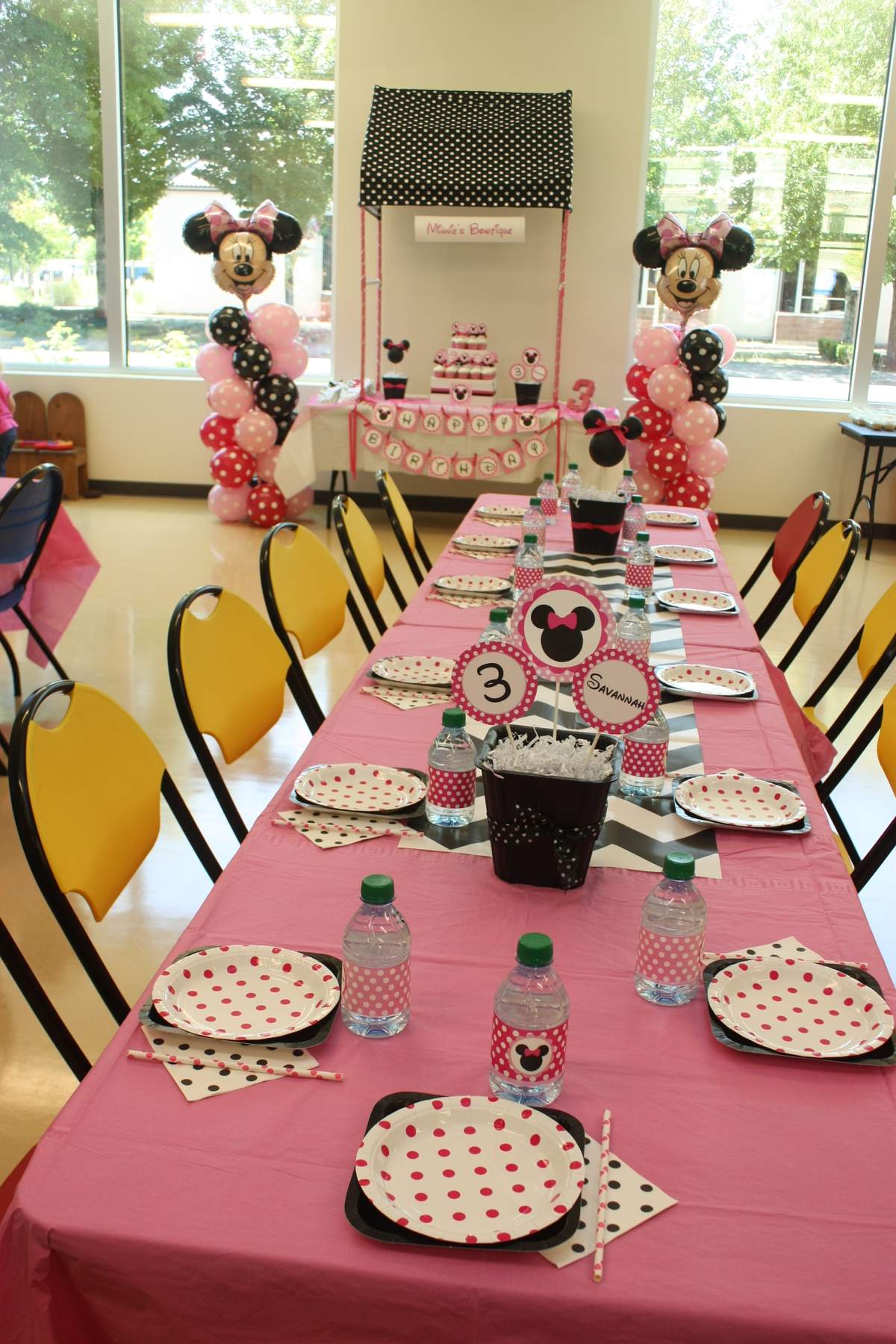 Minnie's BowTique Birthday Party Ideas | Photo 10 of 26 | Catch My Party