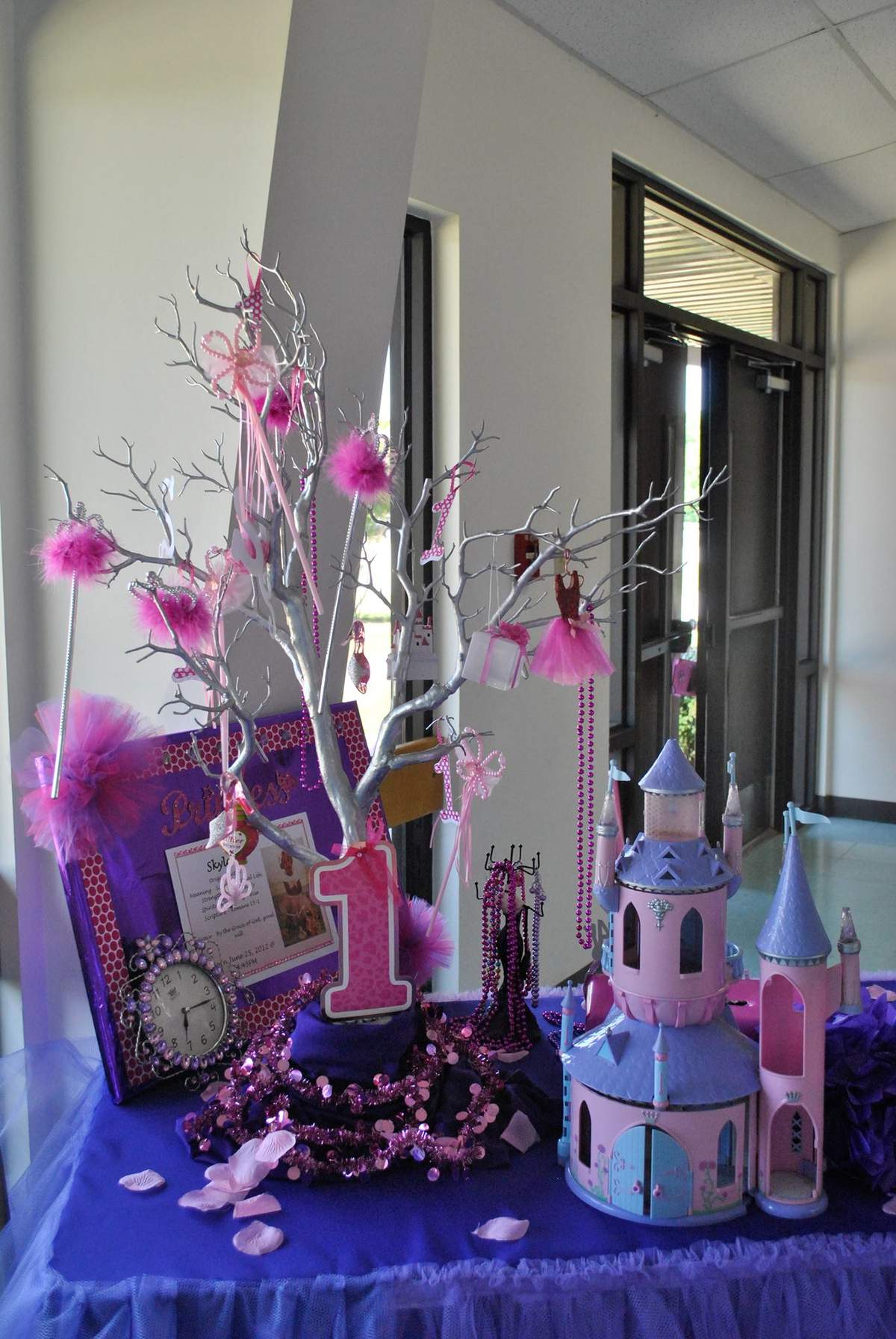ROYAL PRINCESS Birthday Party Ideas | Photo 7 of 89 | Catch My Party