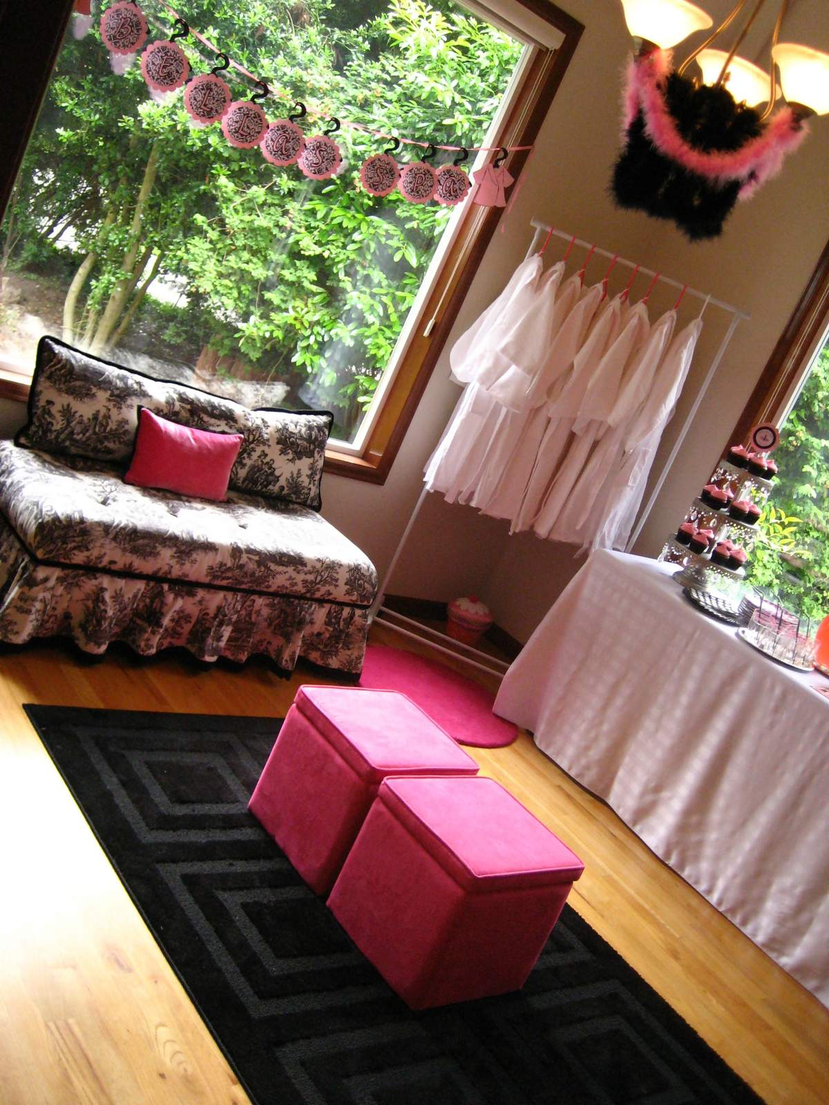 Birthday Party Ideas | Photo 15 of 18 | Catch My Party