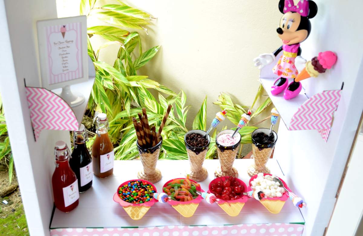 Minnie Mouse / Ice Cream Birthday Party Ideas | Photo 37 of 53 | Catch ...