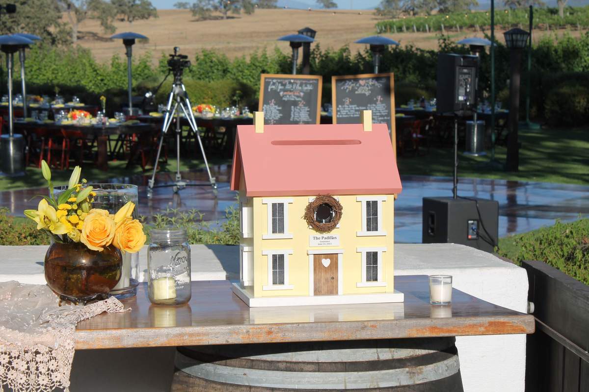 Rustic Wedding Party Ideas | Photo 4 of 9 | Catch My Party