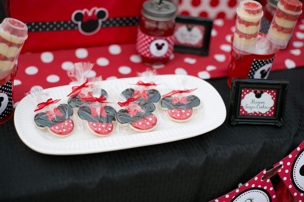 Minnie Mouse Polka dots Birthday Party Ideas | Photo 2 of 21 | Catch My Party
