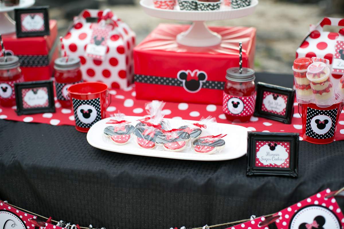 Minnie Mouse Polka dots Birthday Party Ideas | Photo 2 of 21 | Catch My Party