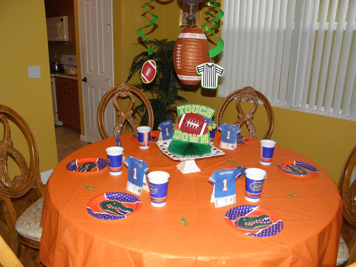 Football/Gators Birthday Party Ideas | Photo 36 of 45 | Catch My Party