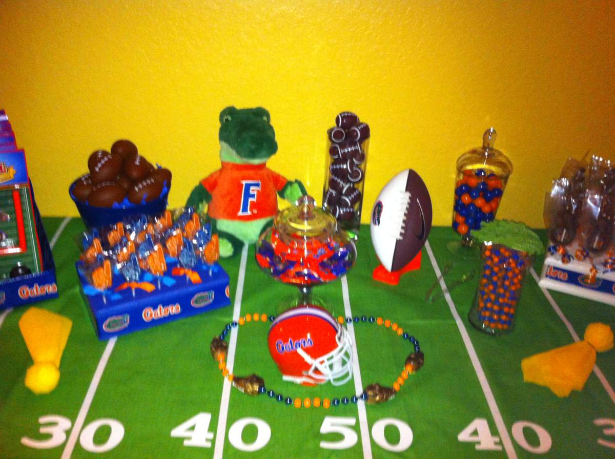 Football/Gators Birthday Party Ideas | Photo 36 of 45 | Catch My Party