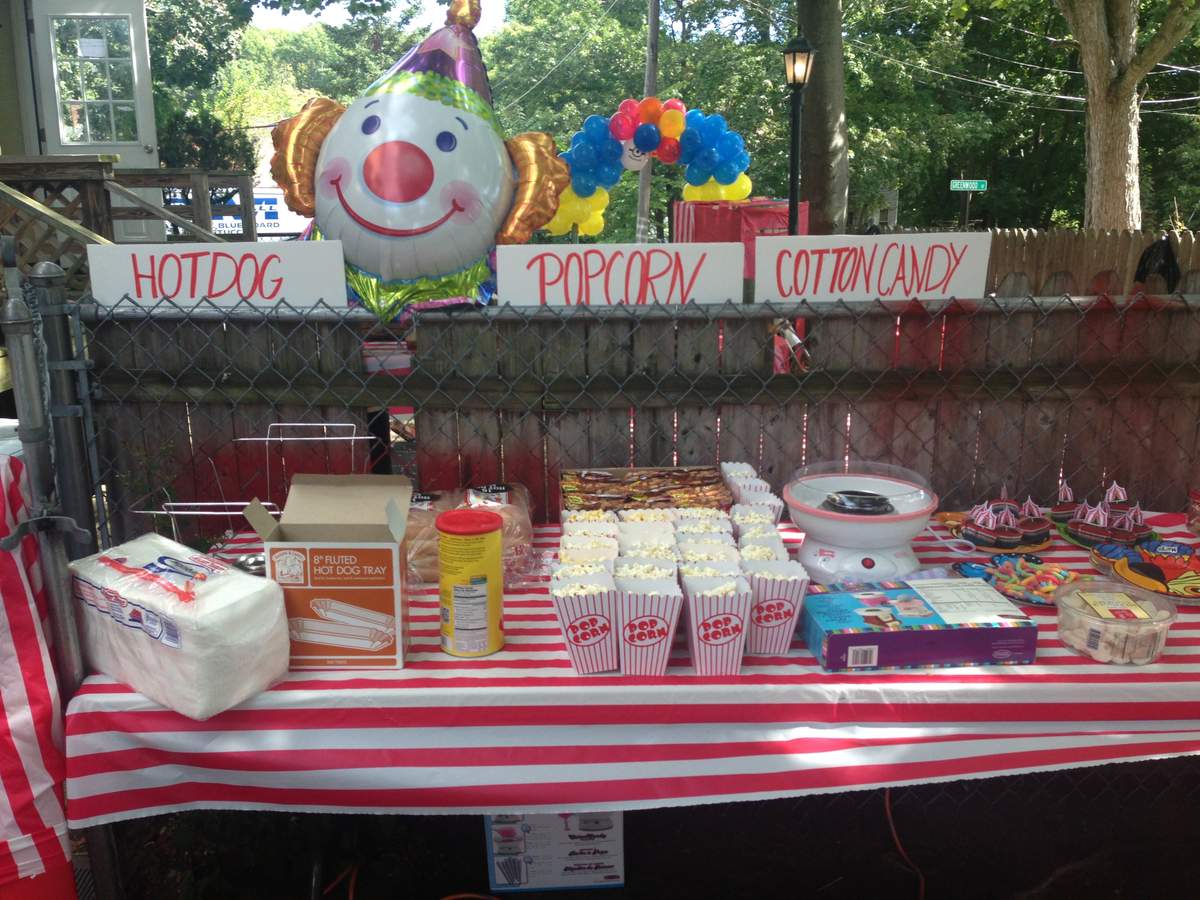 Circus /Carnival Party/ minions Birthday Party Ideas | Photo 8 of 20 ...