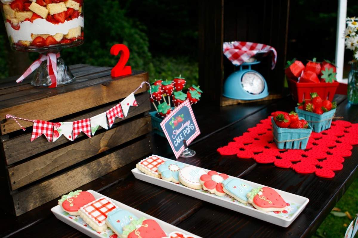 Berry Bash Birthday Party Ideas | Photo 46 of 58 | Catch My Party
