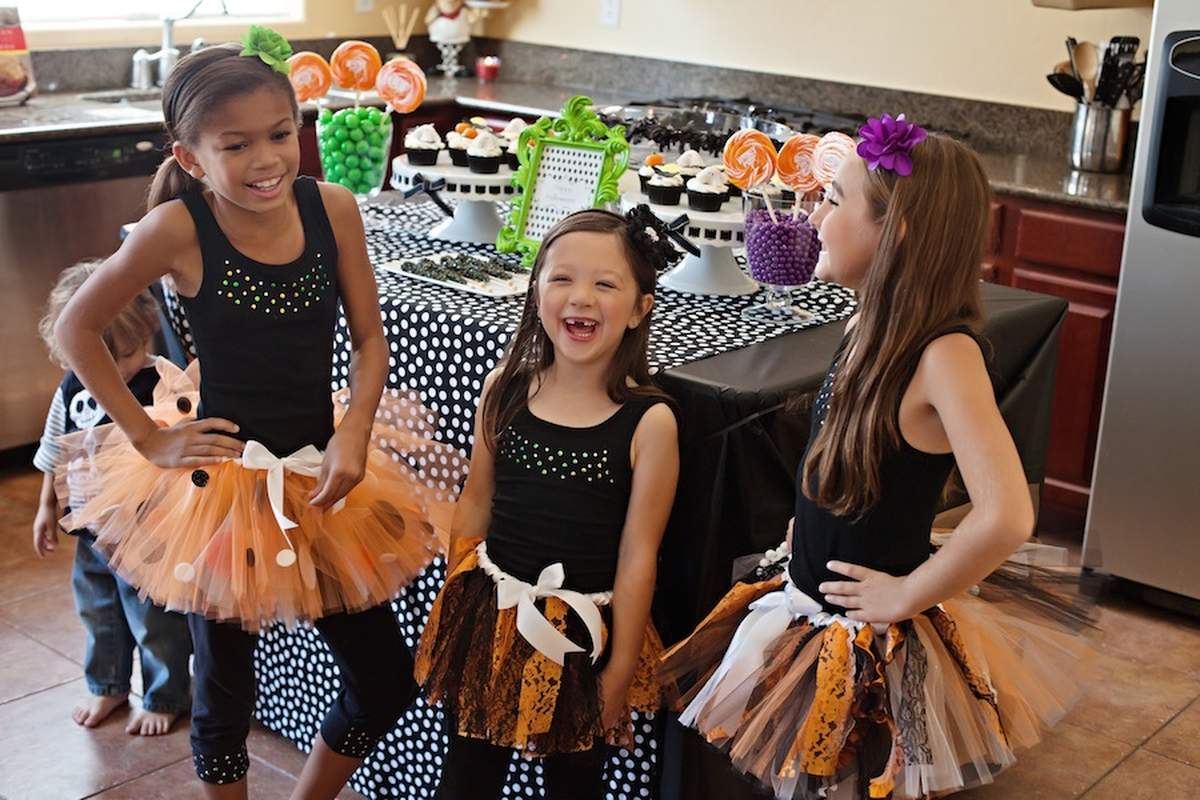 Halloween party for kids Halloween Party Ideas | Photo 37 of 38 | Catch ...