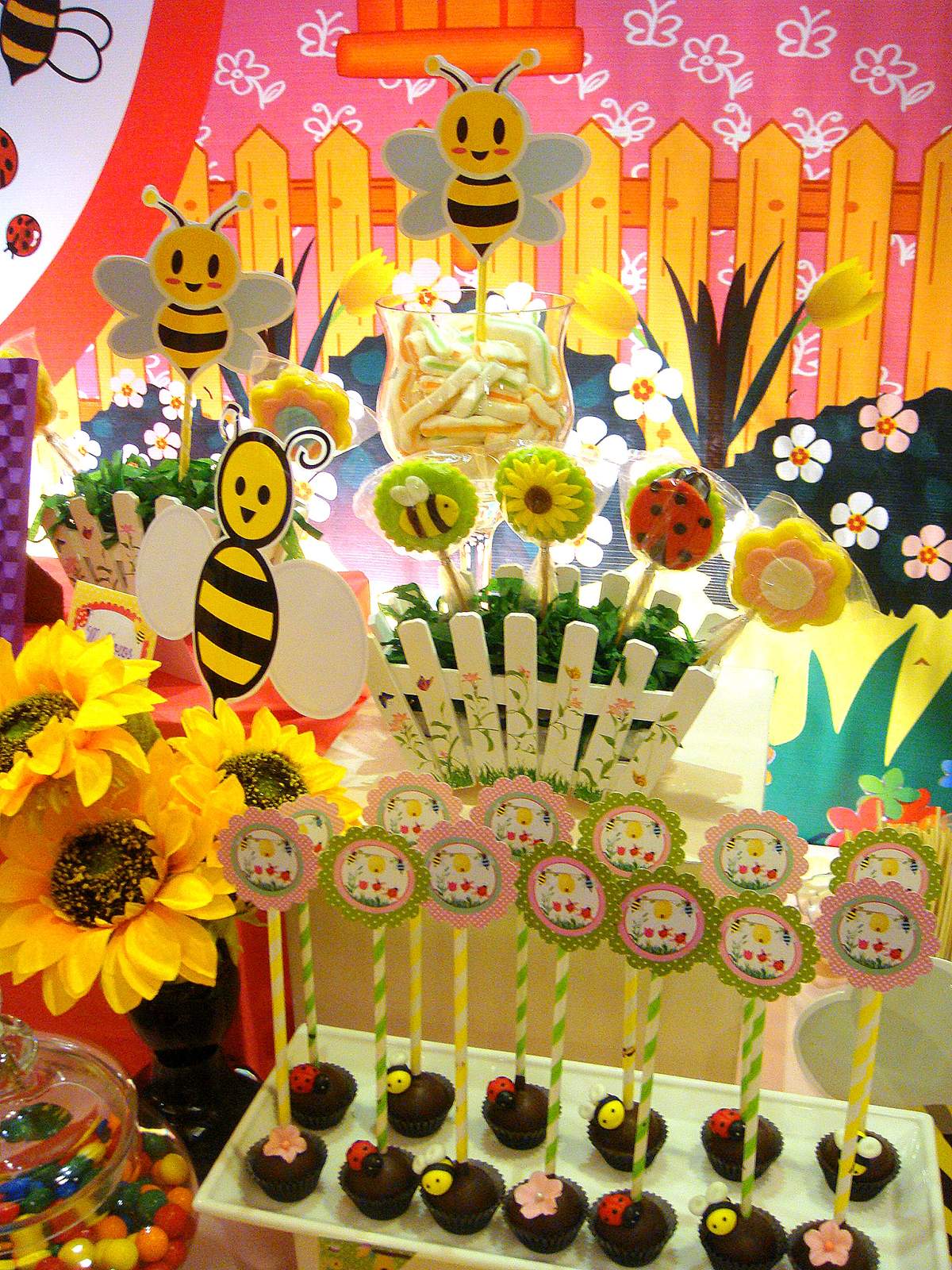 Bumble Bee Birthday Party Ideas | Photo 1 of 5 | Catch My Party