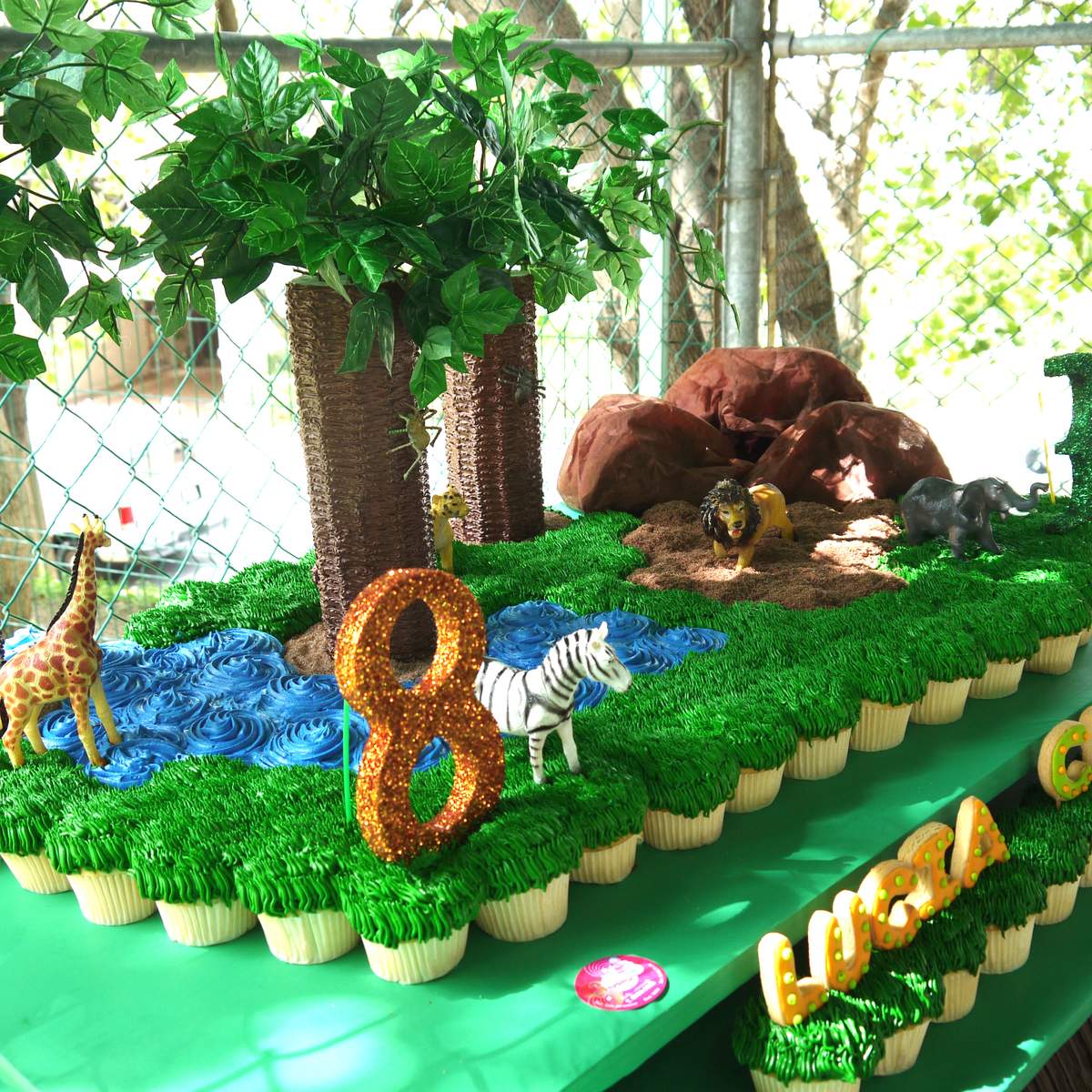 Jungle, Safari, Animals Birthday Party Ideas | Photo 21 of 37 | Catch ...