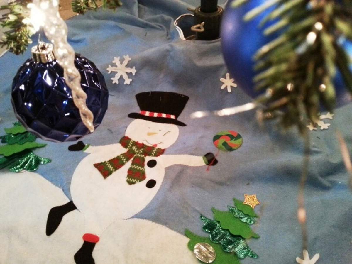 Snowmans Wonderland Christmas/Holiday Party Ideas | Photo 1 of 33 ...