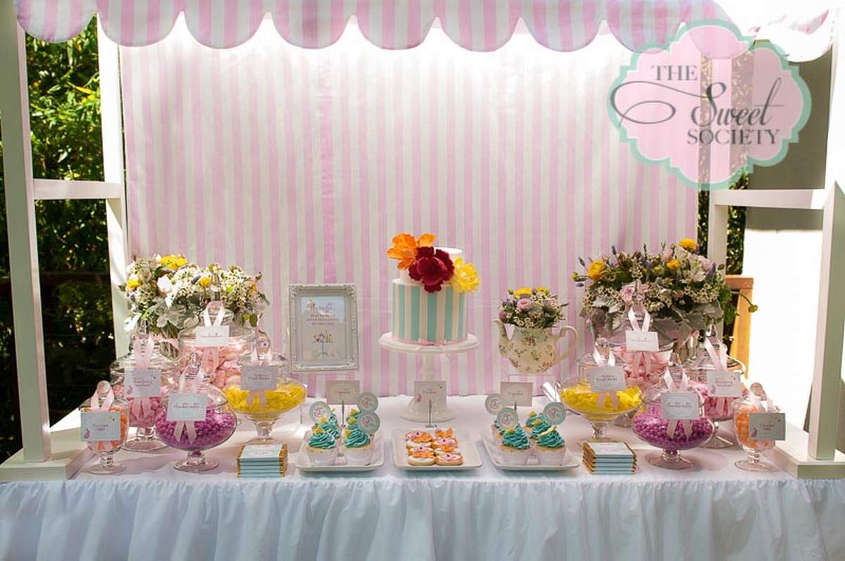 Wonderland Whimsy Birthday Party Ideas | Photo 15 of 21 | Catch My Party