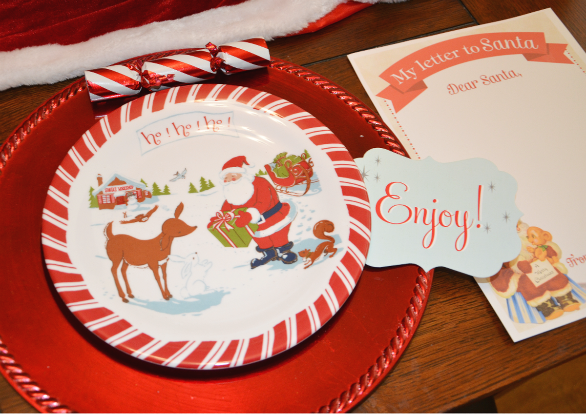 Santa Claus Christmas/Holiday Party Ideas | Photo 11 of 22 | Catch My Party