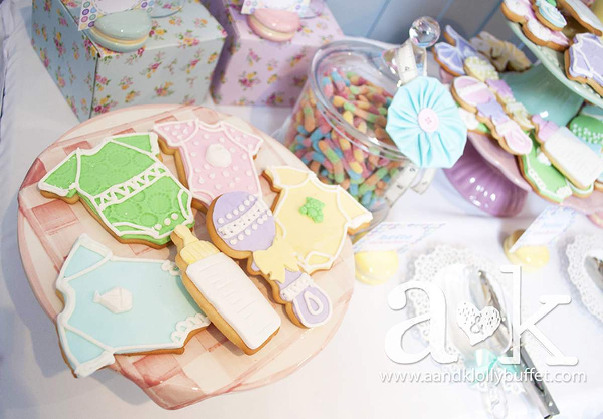 Cute as a Button Baby Shower Party Ideas | Photo 1 of 12 | Catch My Party