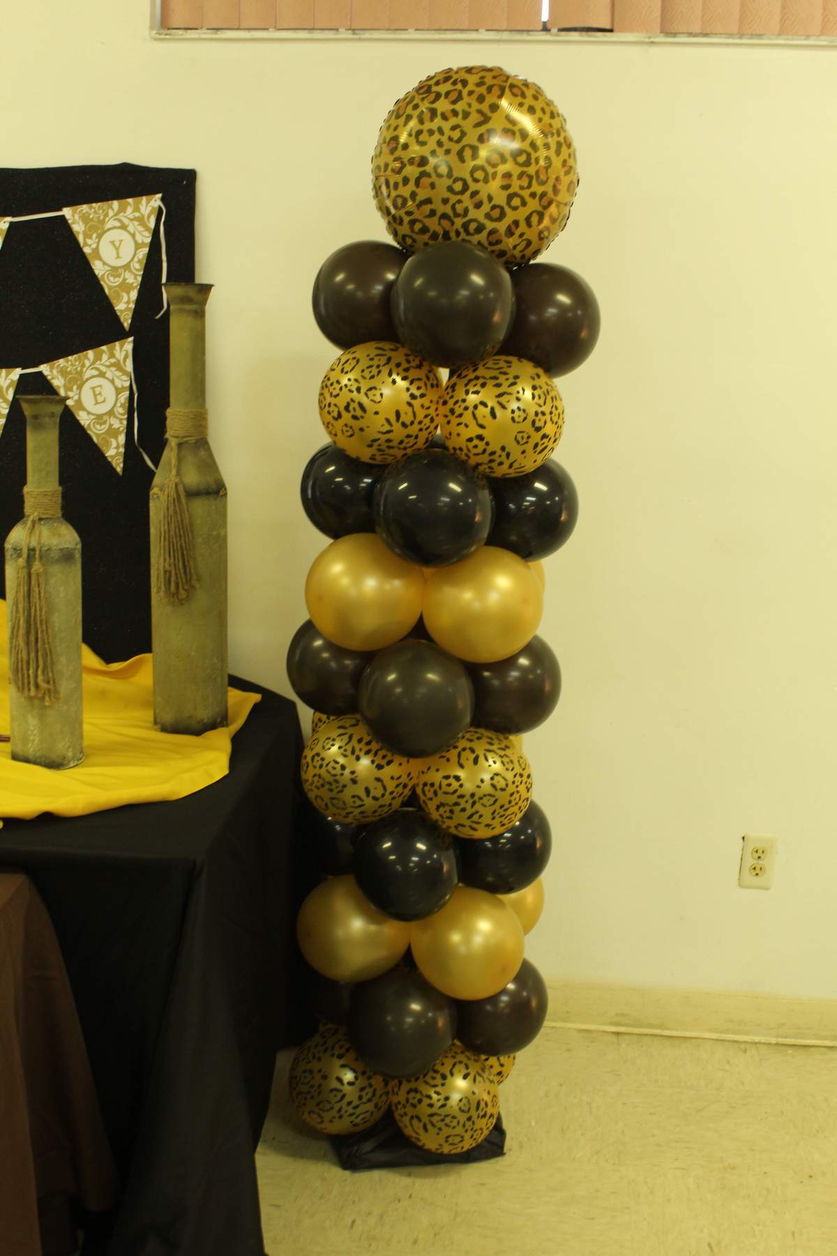 Leopard Birthday Party Ideas | Photo 8 of 42 | Catch My Party