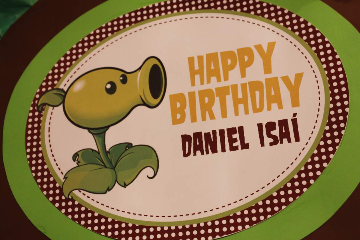 Plants vs Zombies Birthday Party Ideas | Photo 1 of 49 | Catch My Party