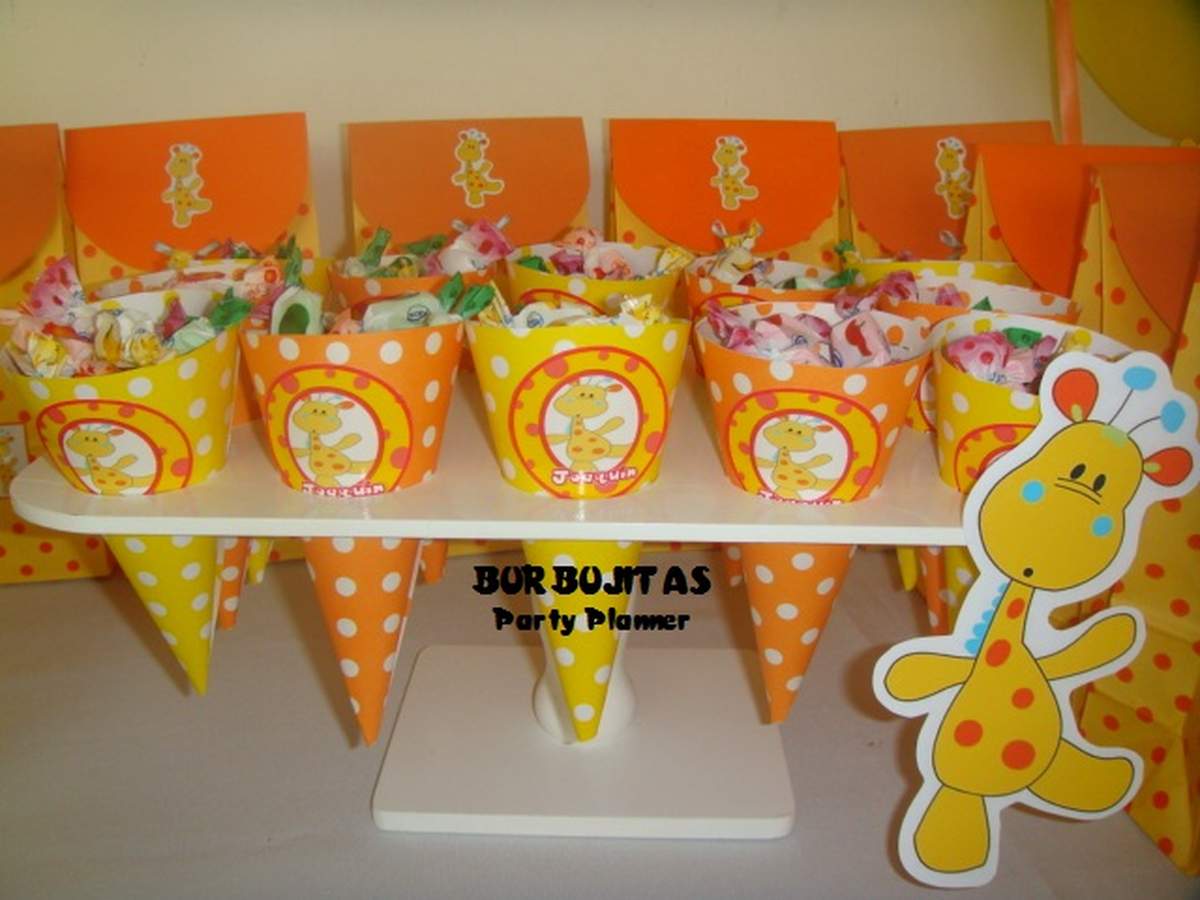 Giraffes Birthday Party Ideas | Photo 1 of 22 | Catch My Party