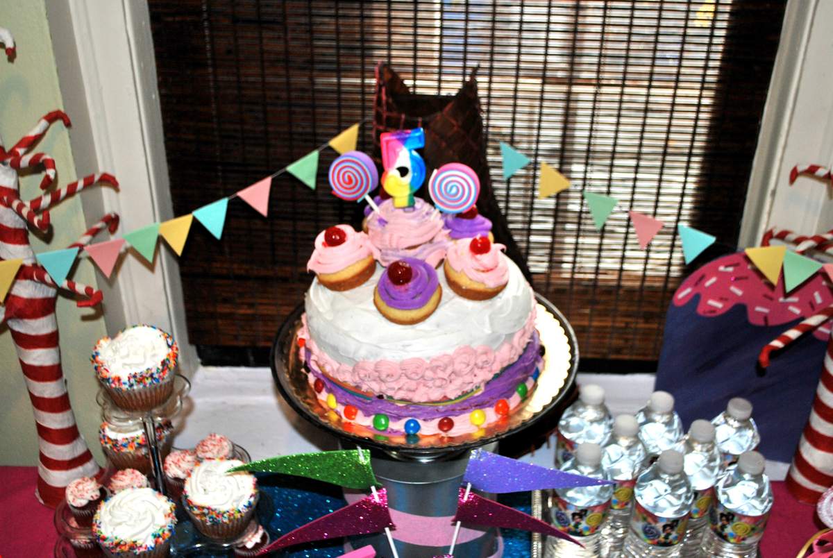 Wreck it Ralph/ Sugar Rush Birthday Party Ideas | Photo 1 of 33 | Catch ...