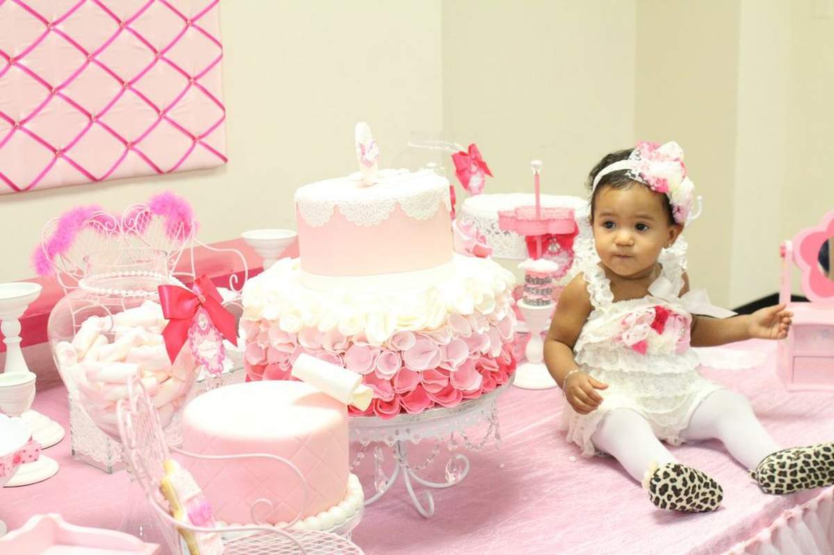 Diva Birthday Party Ideas | Photo 1 of 47 | Catch My Party