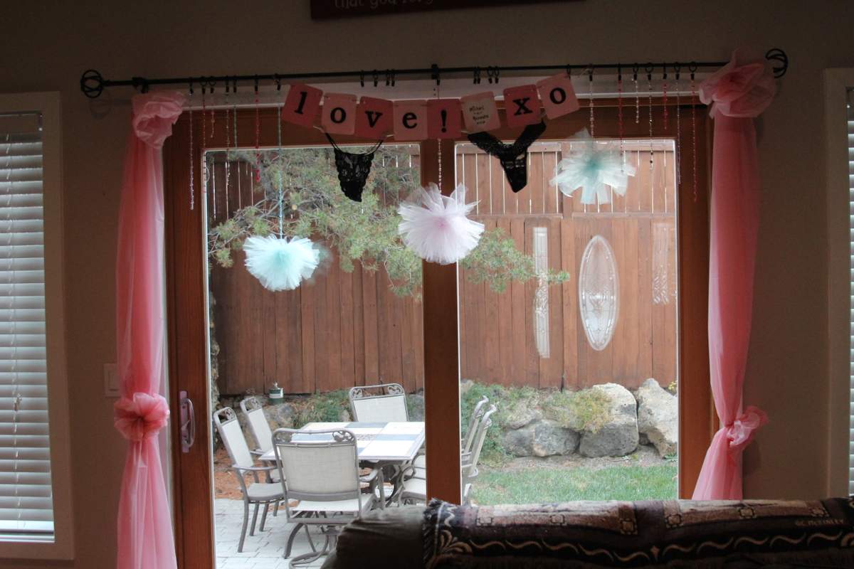 Lingerie Bridal/Wedding Shower Party Ideas | Photo 4 of 14 | Catch My Party