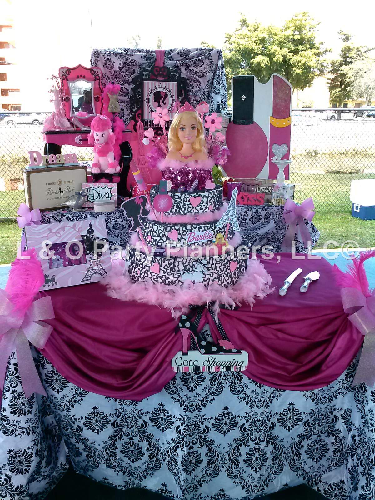 Fairytale Fashion Barbie Birthday Party Ideas | Photo 19 of 150 | Catch ...