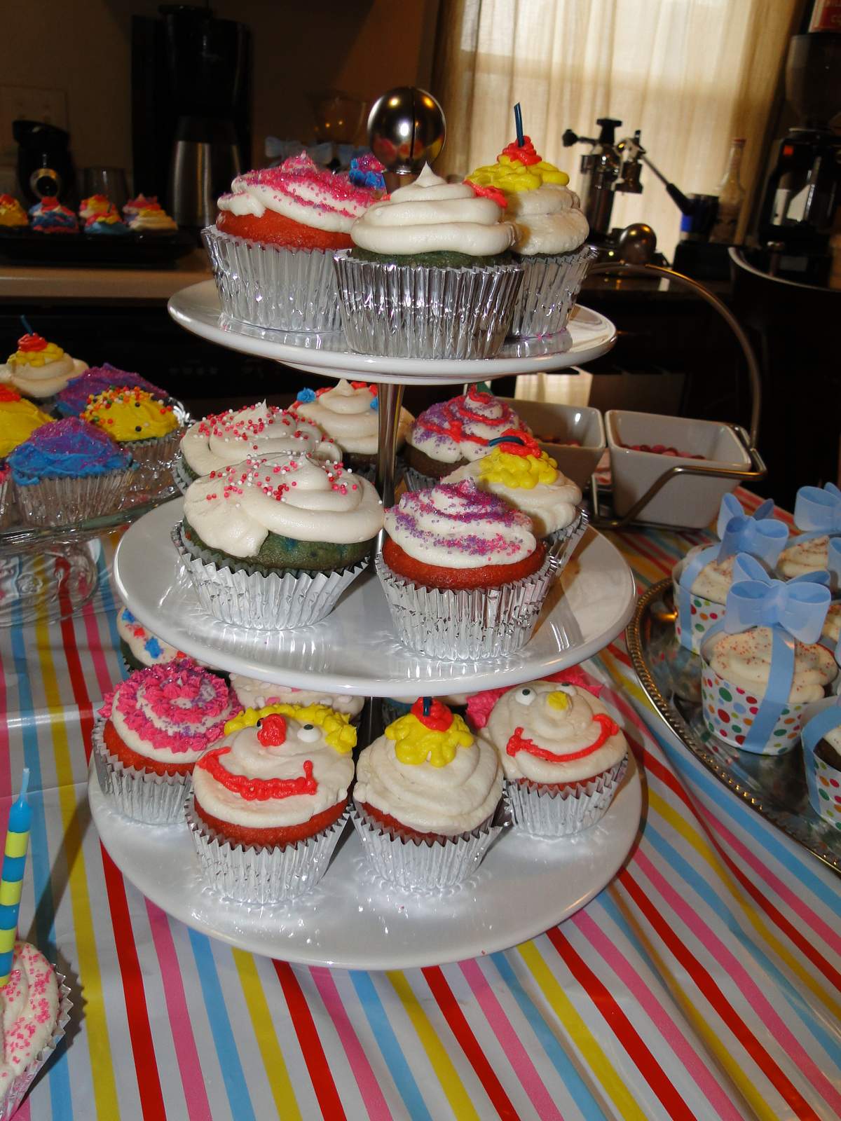 Cupcakes Birthday Party Ideas | Photo 1 of 13 | Catch My Party