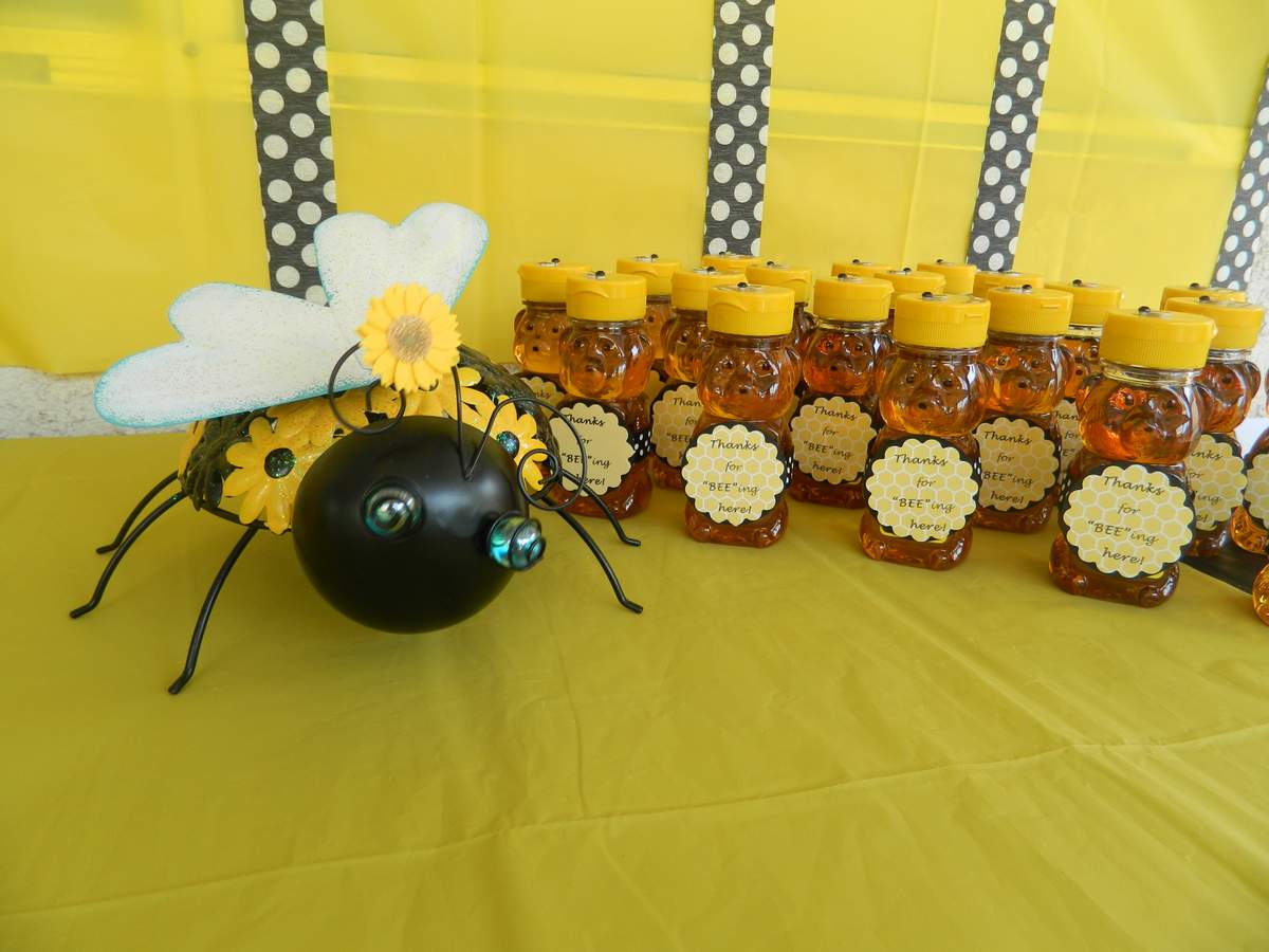 Bee Birthday Party Ideas | Photo 7 of 20 | Catch My Party