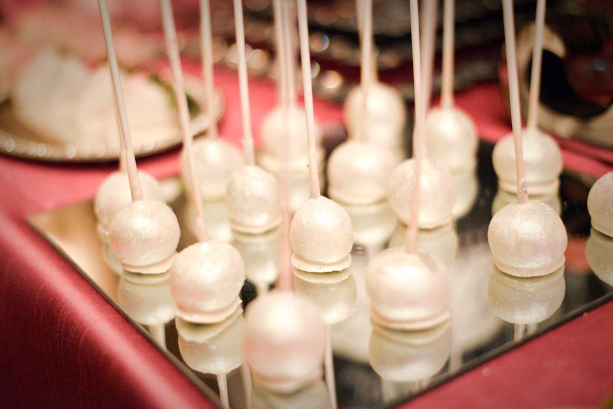 High Heels, 40th Birthday Birthday Party Ideas | Photo 1 of 21 | Catch ...