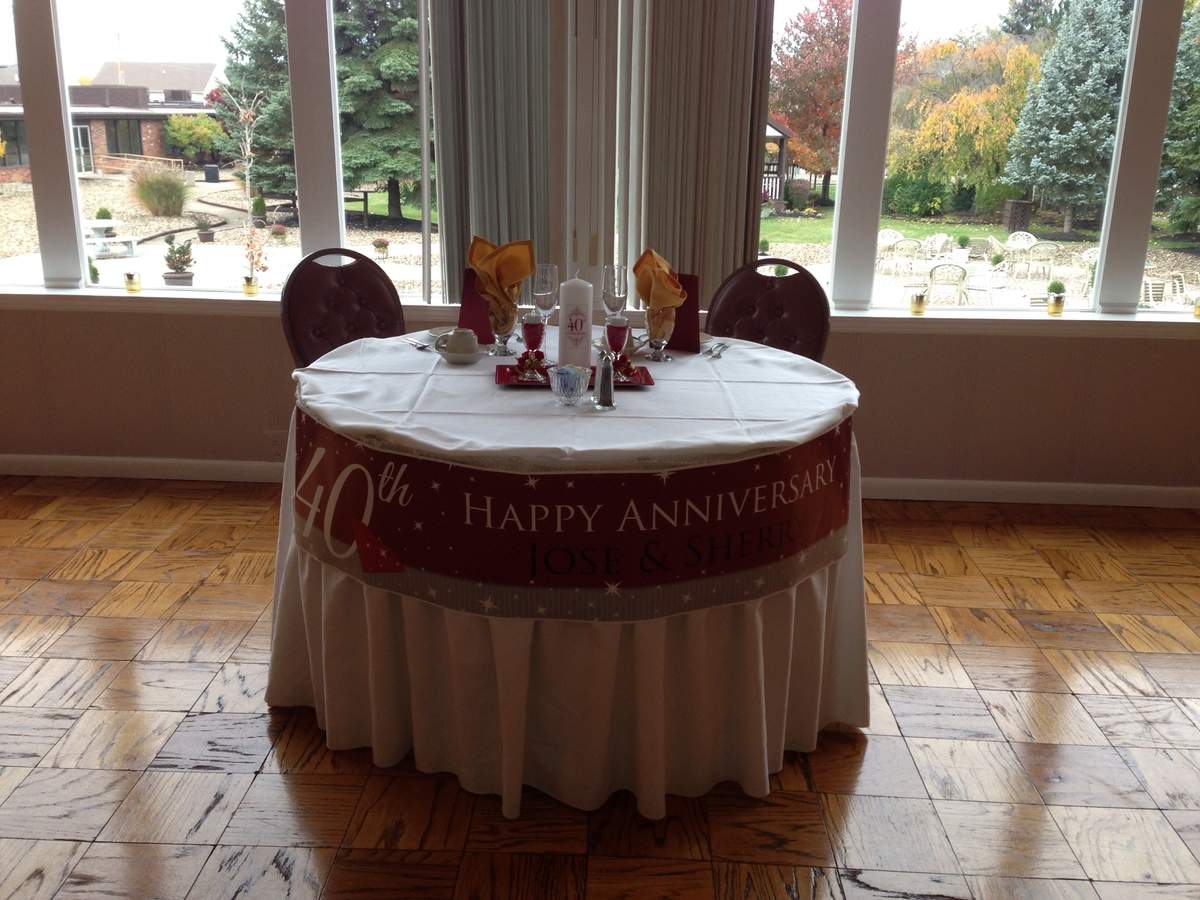 Ruby Anniversary Wedding Party Ideas | Photo 1 of 13 | Catch My Party