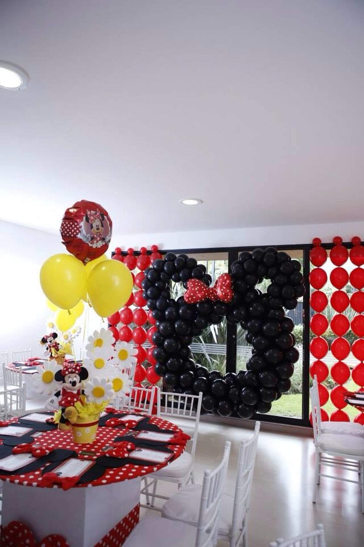 Minnie Mouse Polka dots Birthday Party Ideas | Photo 4 of 7 | Catch My Party