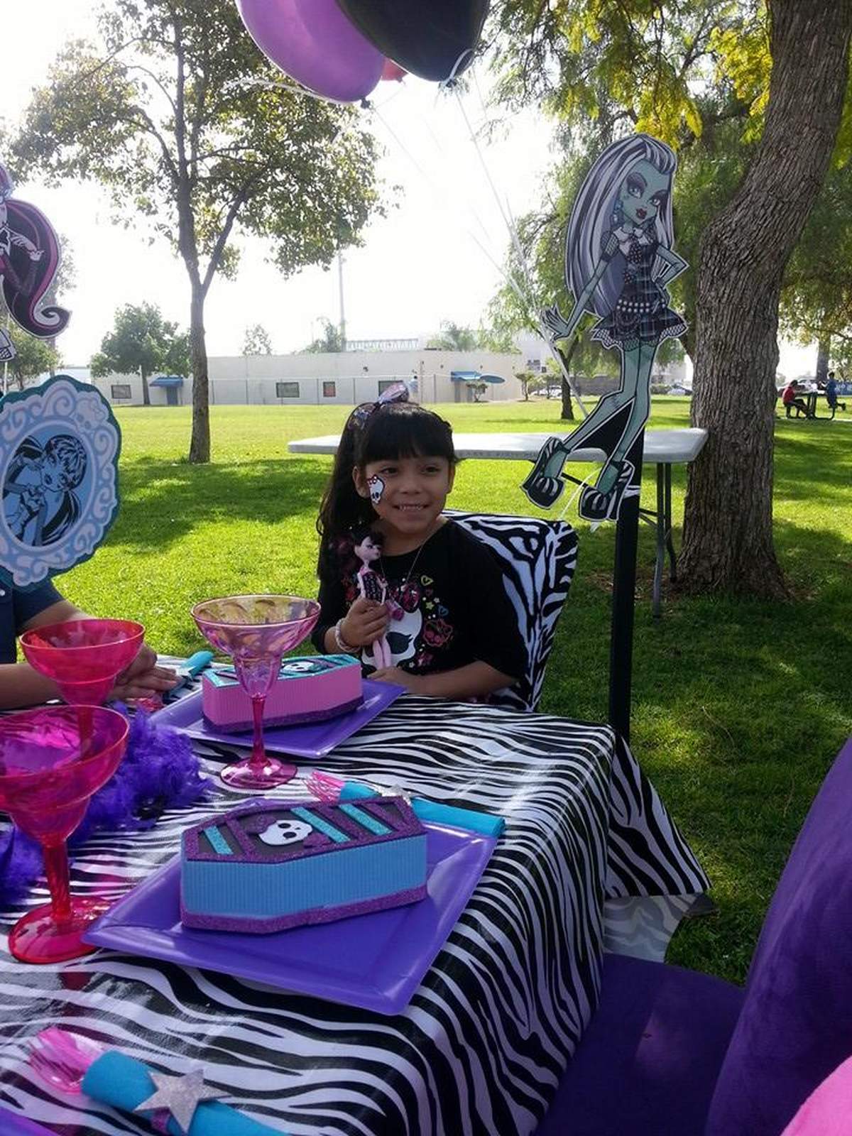 Monster High Birthday Party Ideas | Photo 1 of 25 | Catch My Party