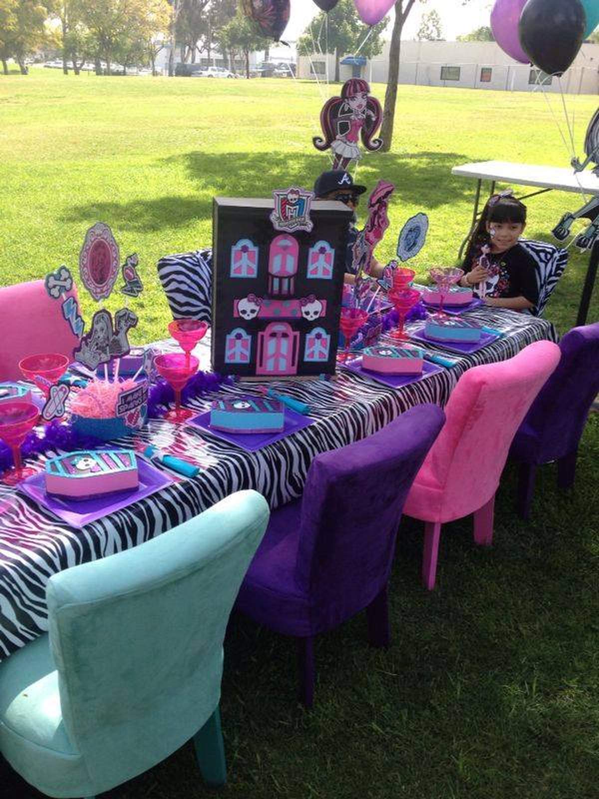 Monster High Birthday Party Ideas | Photo 1 of 25 | Catch My Party