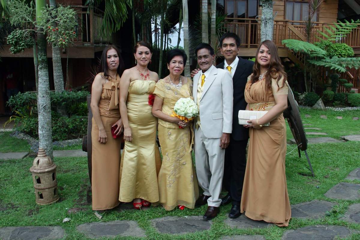 Golden wedding Wedding Party Ideas | Photo 64 of 79 | Catch My Party