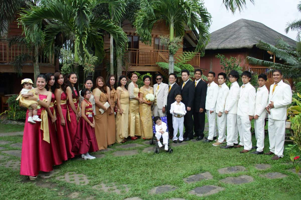 Golden wedding Wedding Party Ideas | Photo 64 of 79 | Catch My Party