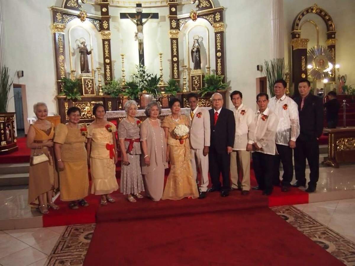 Golden wedding Wedding Party Ideas | Photo 64 of 79 | Catch My Party