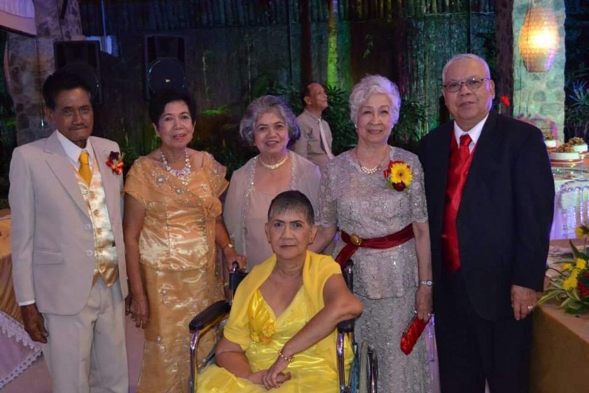 Golden wedding Wedding Party Ideas | Photo 64 of 79 | Catch My Party