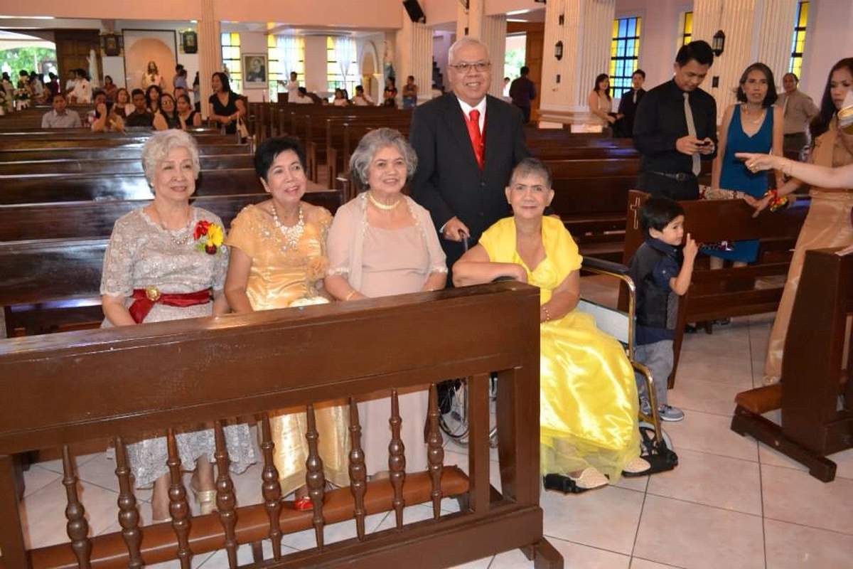 Golden wedding Wedding Party Ideas | Photo 64 of 79 | Catch My Party